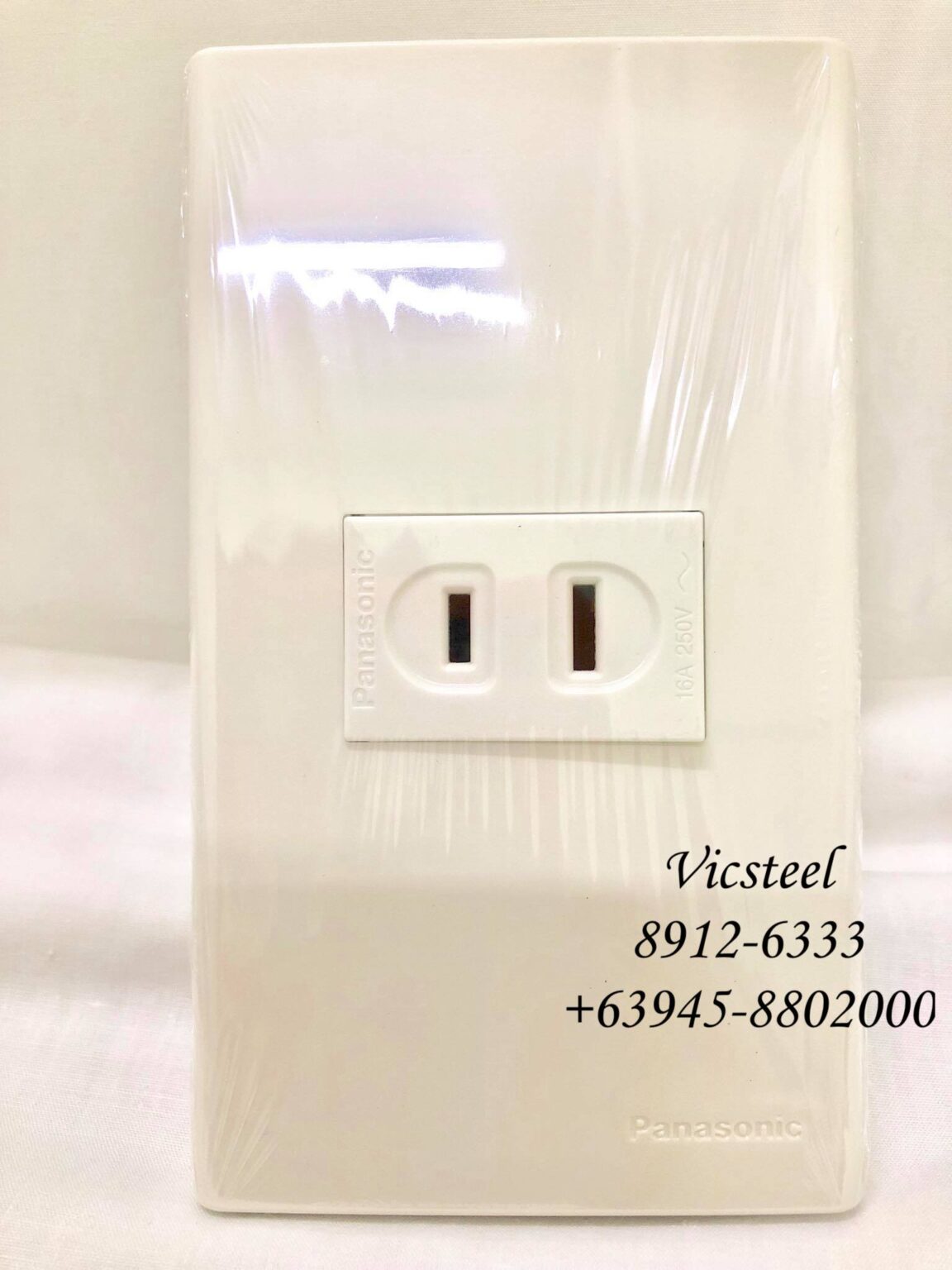 Panasonic Flat Pin Outlet Wide Series WEG-1001 – Vicsteel